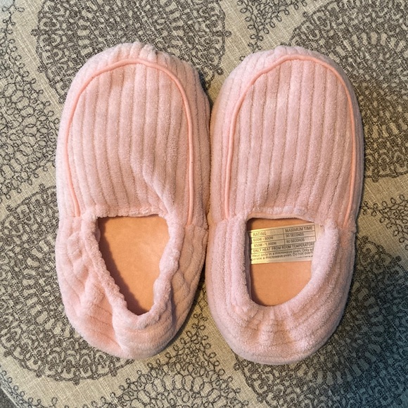 Warmies | Shoes | Nwot Warmies Heatable Gripper Slippers | Poshmark